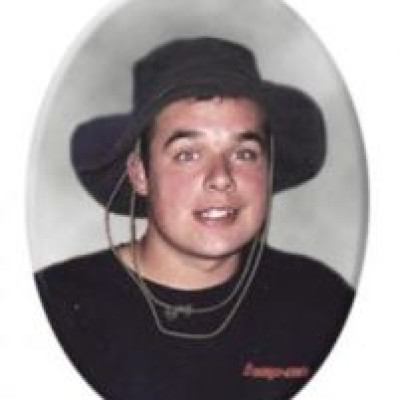 Jonathan TREMBLAY | Avis de décès | Maison funéraire Hébert & fils