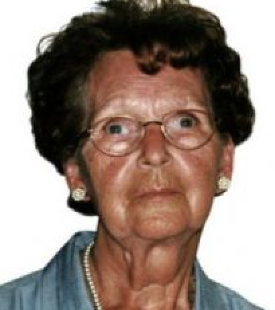 Yvette VILLENEUVE | Avis de décès | Maison funéraire Hébert & fils